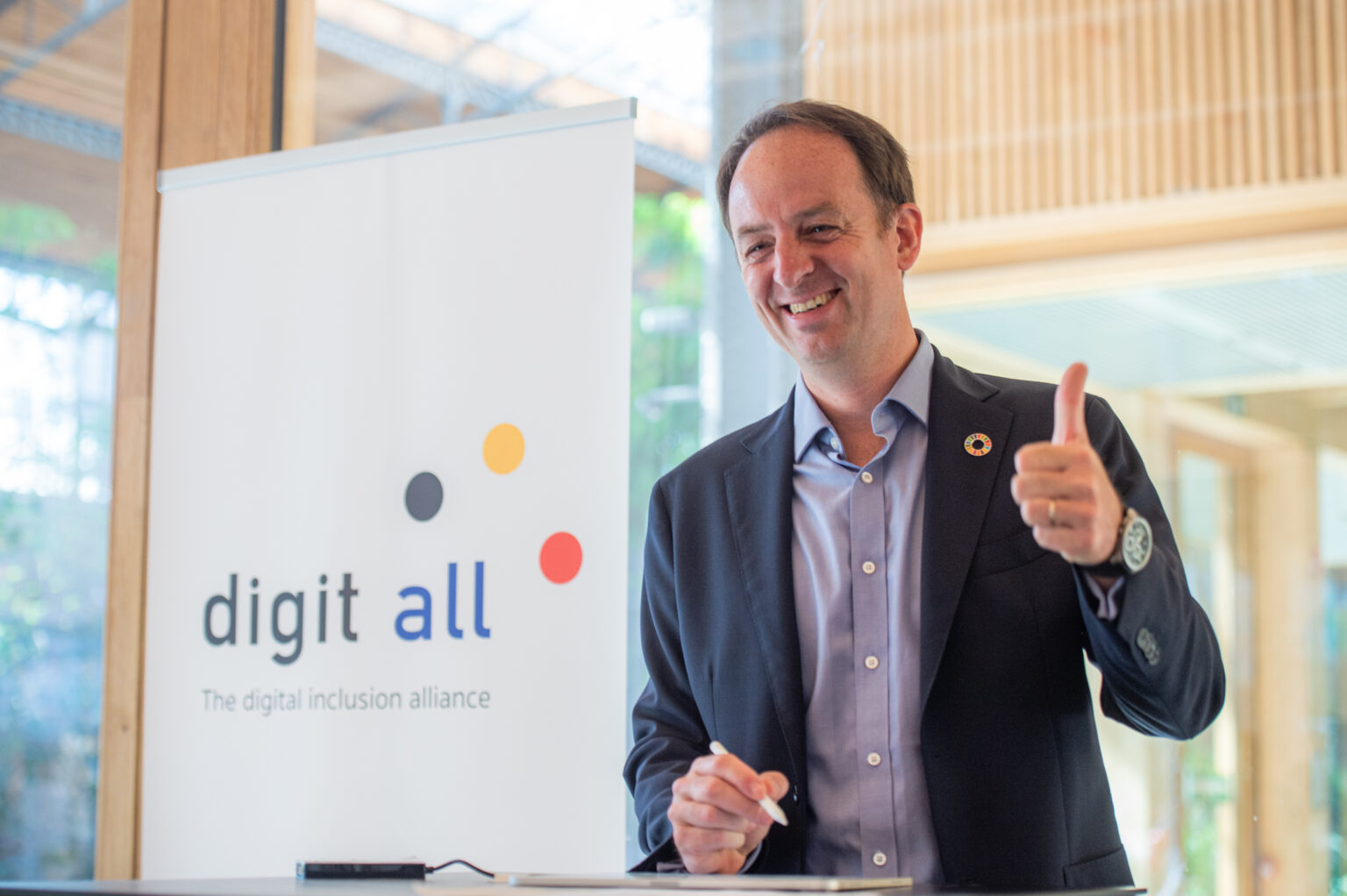 Enabel signs charter for digital inclusion in Belgium - Enabel ...